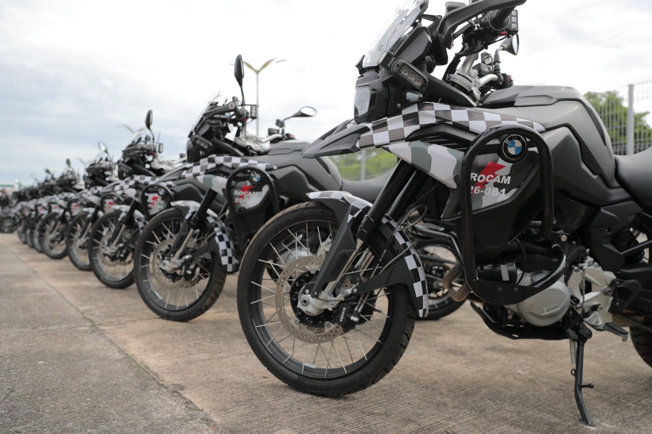 Wilson Lima entrega 68 novas viaturas e mais de 4 mil equipamentos