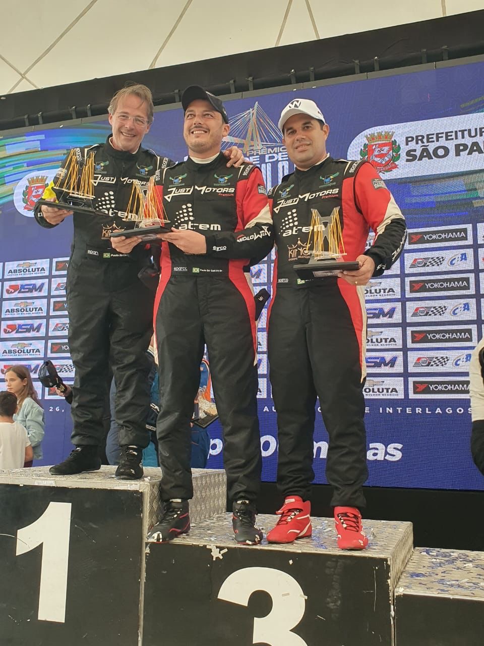 Equipe Just Motors Racing tem vitória no automobilismo