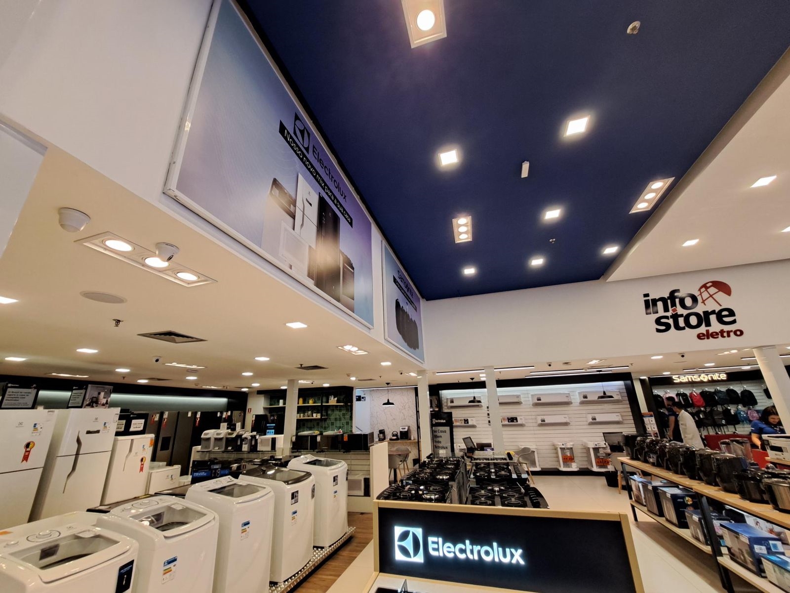 Grupo Info Store abre 5 vagas de emprego para lojas em Manaus